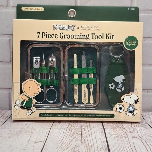 Celavi | Bath | Celavi Peanuts 7 Piece Grooming Tool Kit Snoopy Charley ...